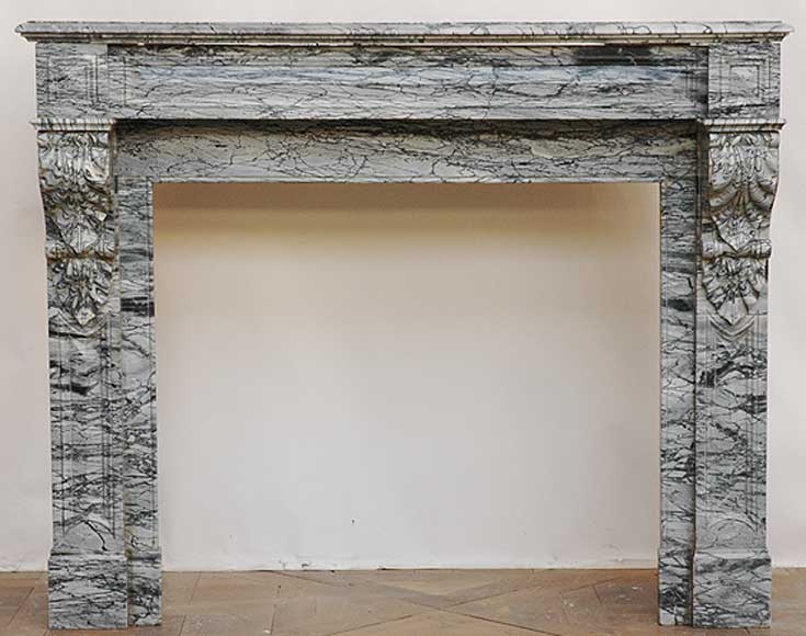 Modillion mantel with “culots” and panels - Marble