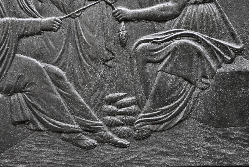 "Parcae", antique cast iron fireback - Firebacks