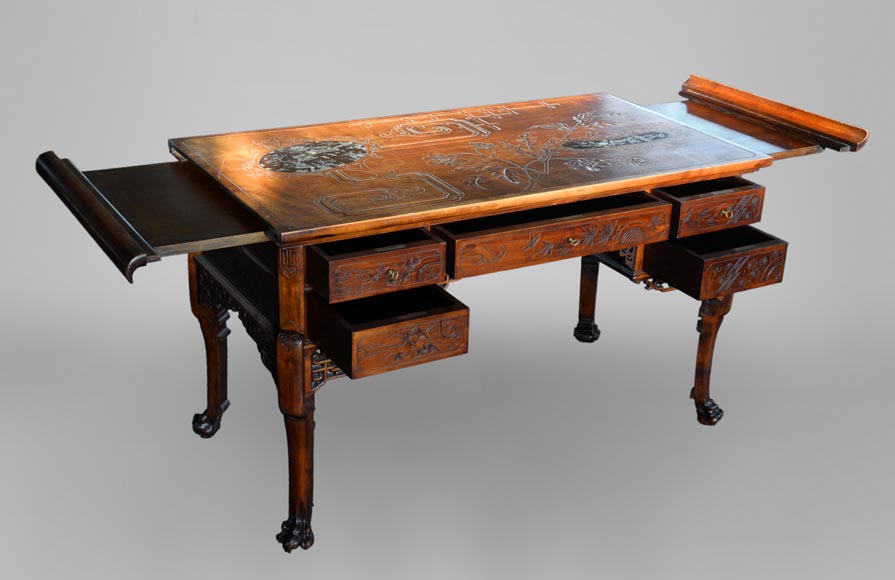 Gabriel VIARDOT (1830-1906) - Japanese style desk with mother-of-pearl ...