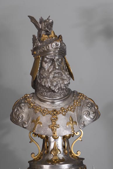 Bearded and armoured warrior clock set in silver and gilded bronze ...
