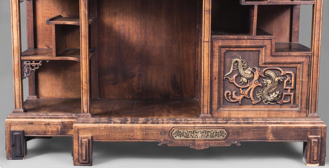 Gabriel VIARDOT (1830-1906) - Japanese style shelf unit with dragon and ...