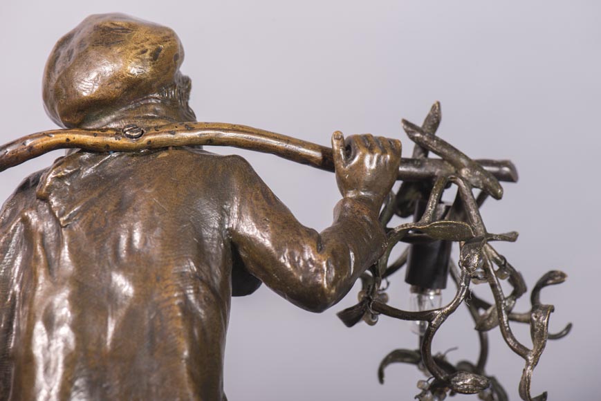Antoine BOFILL (actif 1894-1939) - Young mistletoe carrier, bronze ...