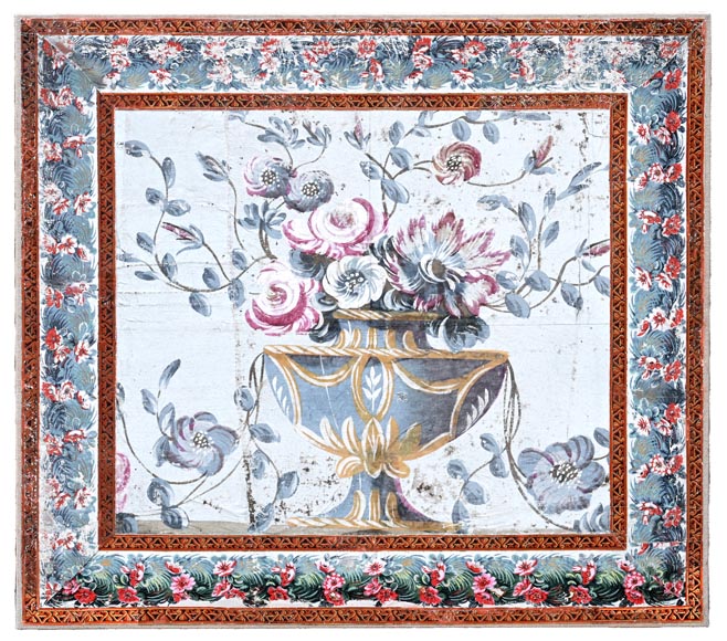 A beautiful set of polychrome wallpaper from a room - Paneled rooms