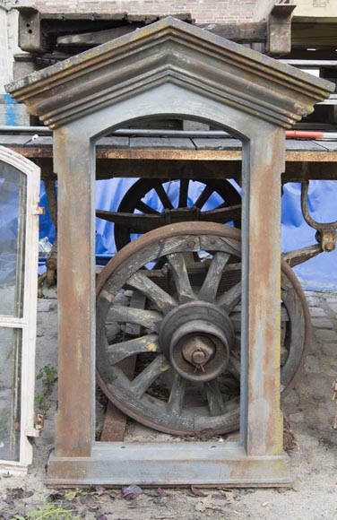 Set of four cast iron window frames - Monumental and structures