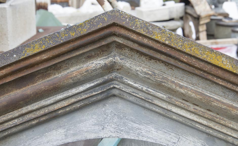 Set of four cast iron window frames - Monumental and structures