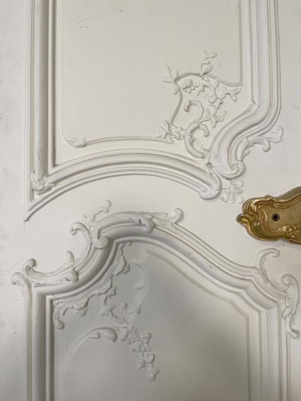 Pair of Louis XV style double doors in painted wood - Doors