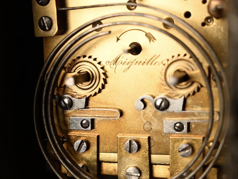 Jules BRATEAU, four-sided clock on a high square base - Clocks, garnitures