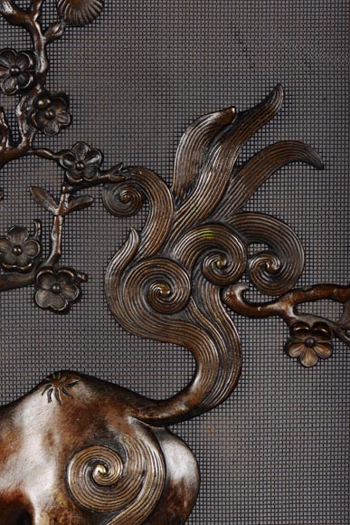 Maison MARNYHAC (att. to) - Antique Chinese style firescreen in bronze ...