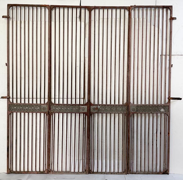 19th century butcher's facade in cast iron and iron - Doors