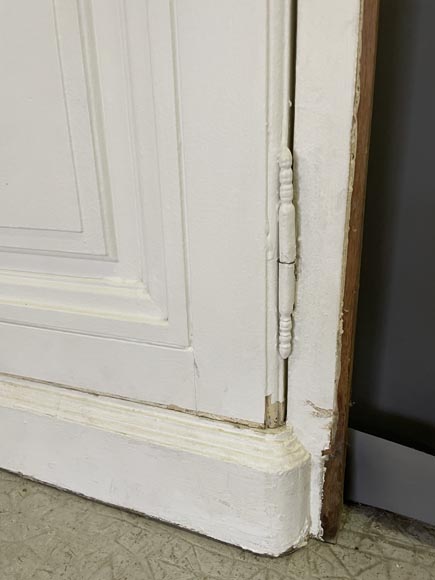 Double curved cupboard door with frame - Doors