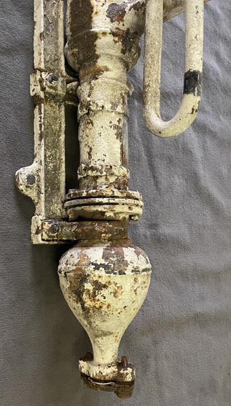 Cast iron surface-mounted water pump - Fountains, wells, basins
