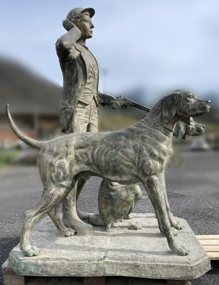 Hunter and his two dogs, bronze park statue with green patina - Statues