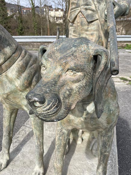 Hunter and his two dogs, bronze park statue with green patina - Statues