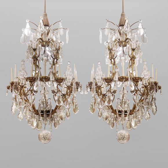 Pair of modern crystal chandeliers, Versailles models - Chandeliers ...