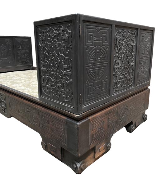 Japanese-style daybed – Maison des Bambous - Bedroom, Bed