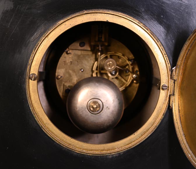 Emile Hébert and Georges Servant, Egyptian Revival Clock, 19th Century - Clocks, garnitures