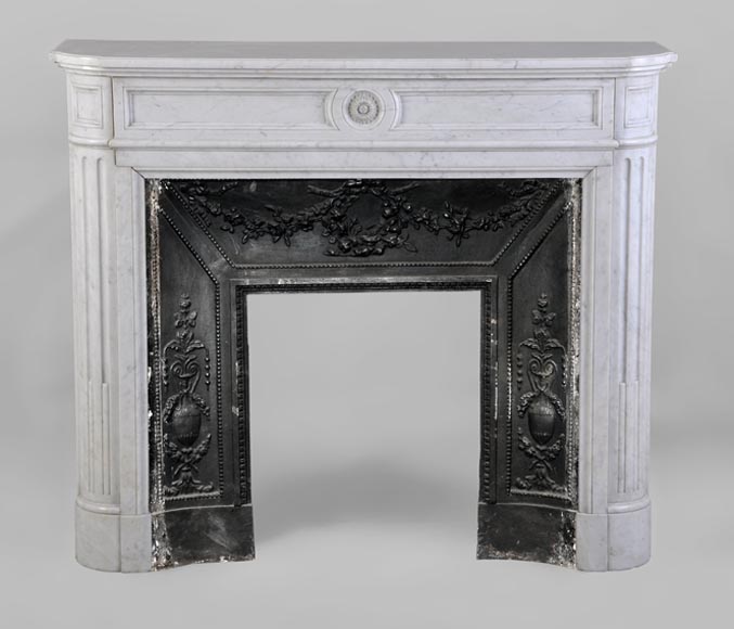 Small antique Louis XVI style fireplace with round corners in white ...