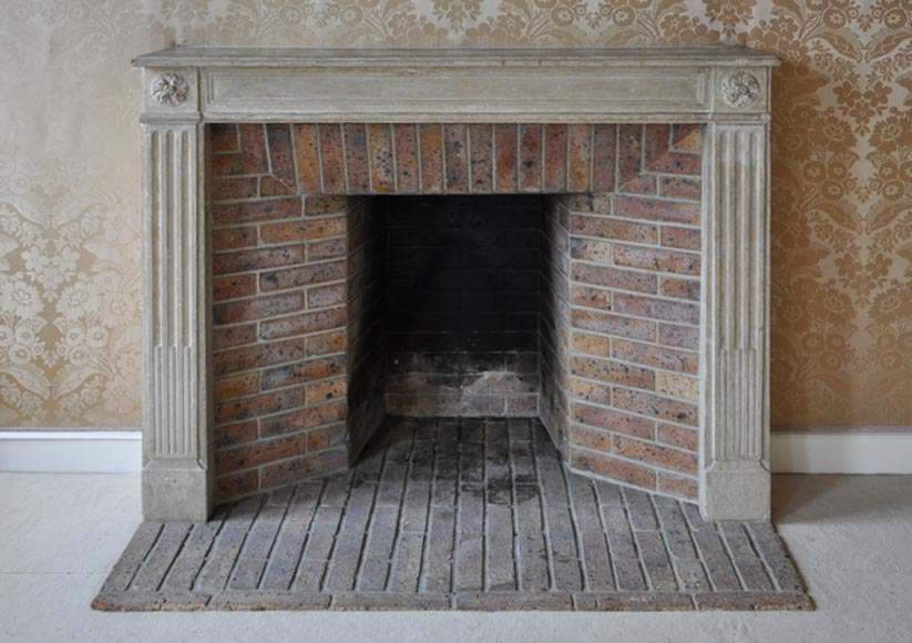 Small antique Louis XVI style fireplace made out of stone - Stone