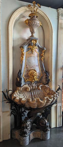 Exceptional Regency style fountain in marbles and bronze ...