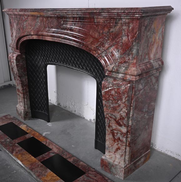 Regence style mantel in veined red marble - Marble