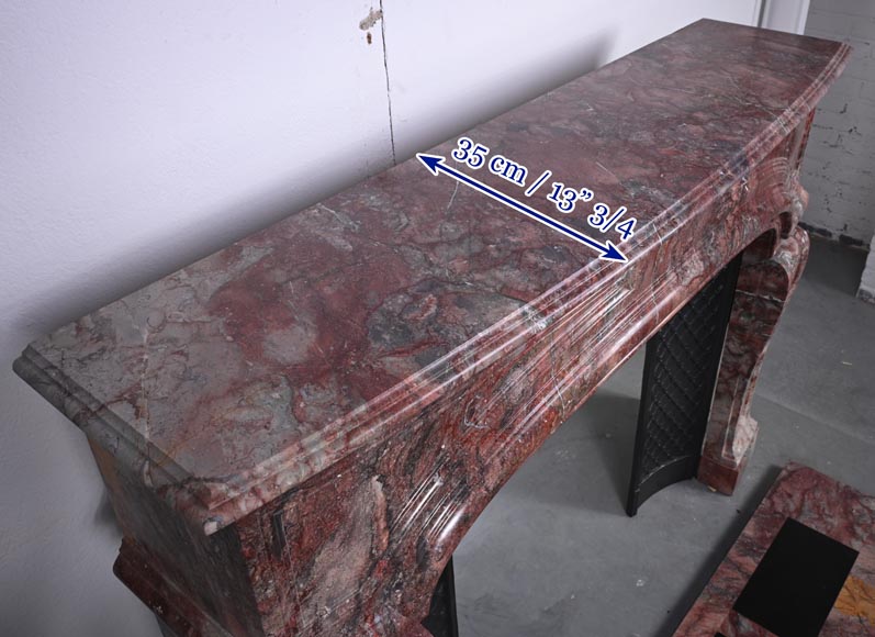 Regence style mantel in veined red marble - Marble