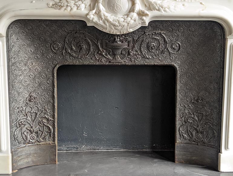 Important Napoleon III style with a monogram in statuary marble - Marble