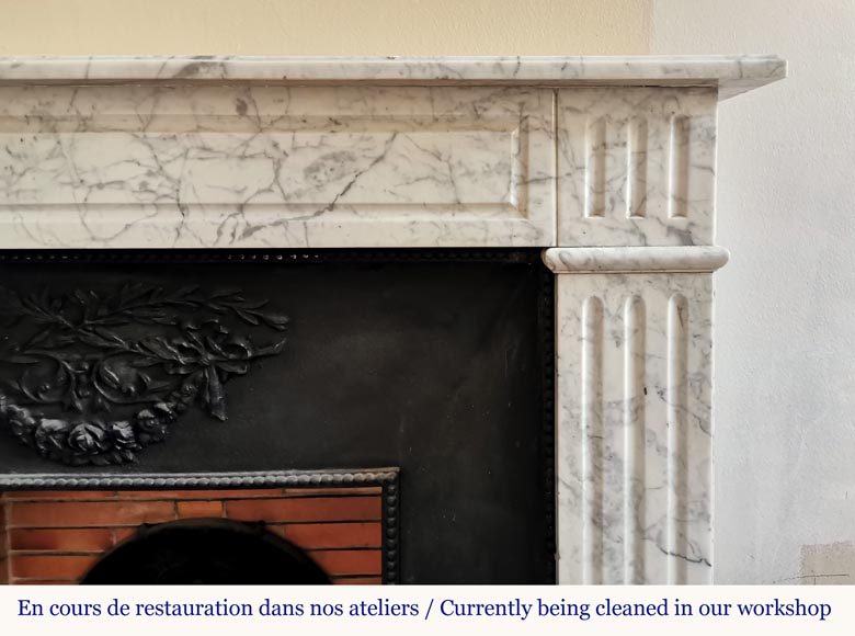 Small Louis XVI style fireplace with flutes, veined Carrara marble - Marble