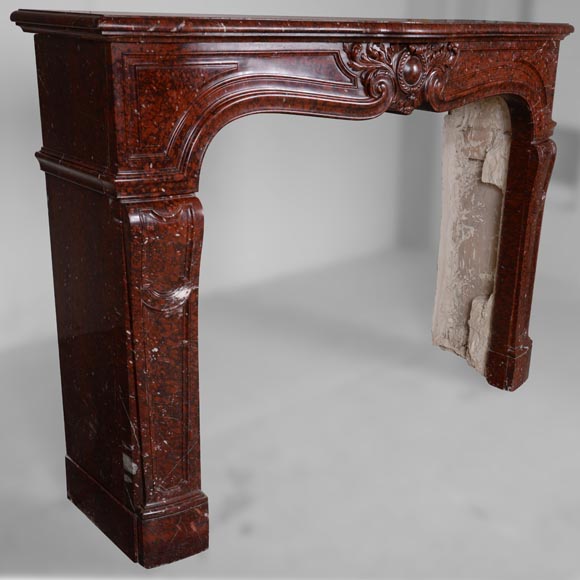 Beautiful Griotte Red marble mantel with a cabochon in an ancanthus ...