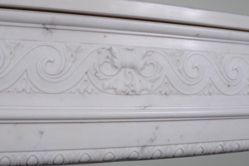 Beautiful Louis XVI style mantel with curved jambs in statuary Carrara ...