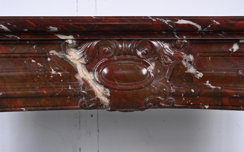 Regence style mantel carved in Griotte red marble - Marble