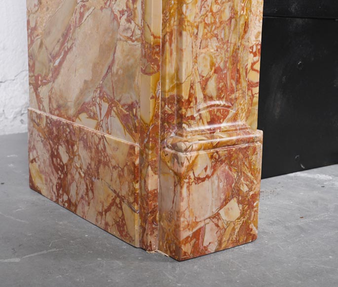 Regence style mantel in red and orange brèché marble - Marble