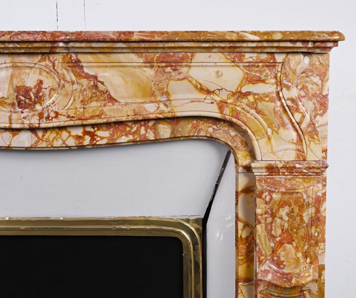 Regence style mantel in red and orange brèché marble - Marble