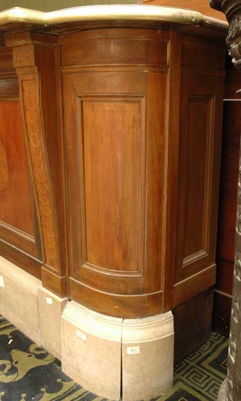 Antique bank counter. - Furnishings and accessories